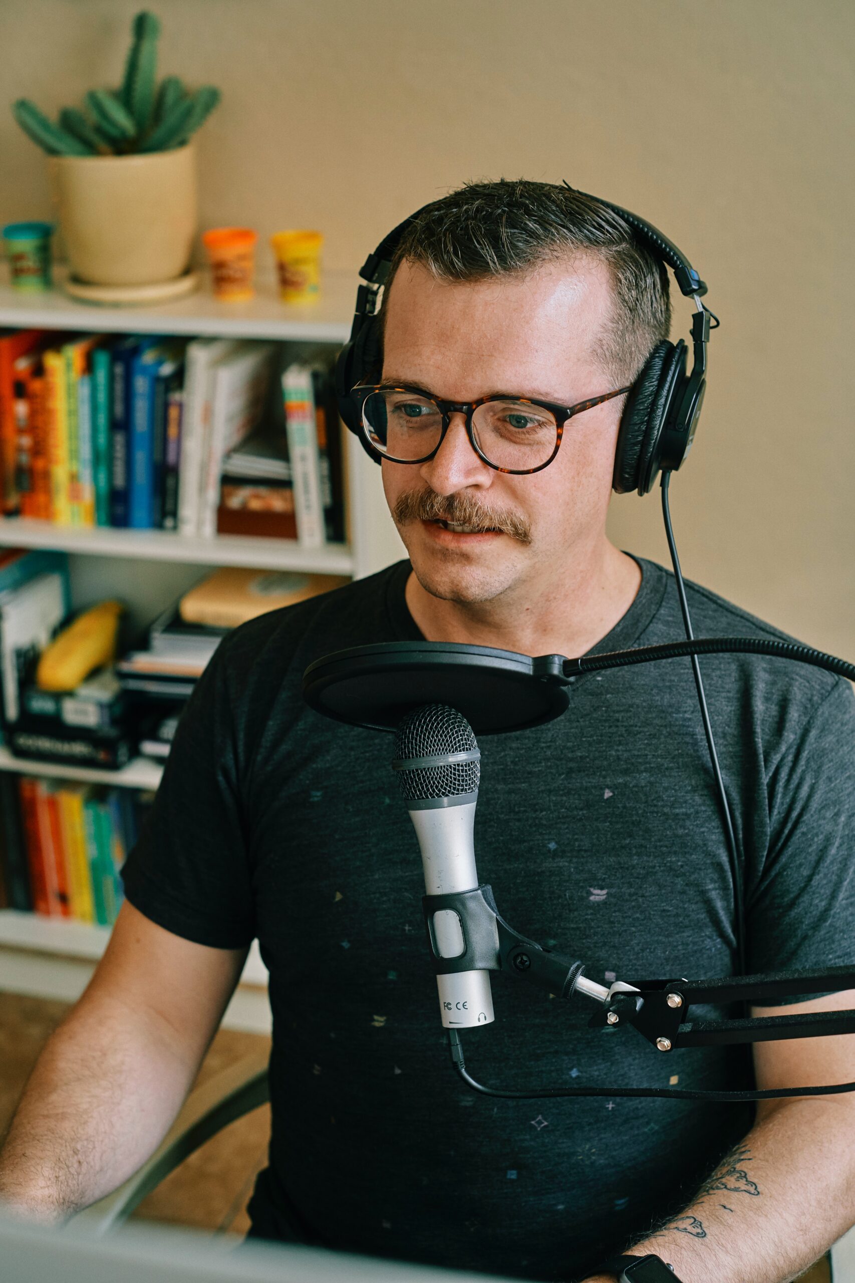 TALENT SUBMISSION FORM - Stars Talent Studio