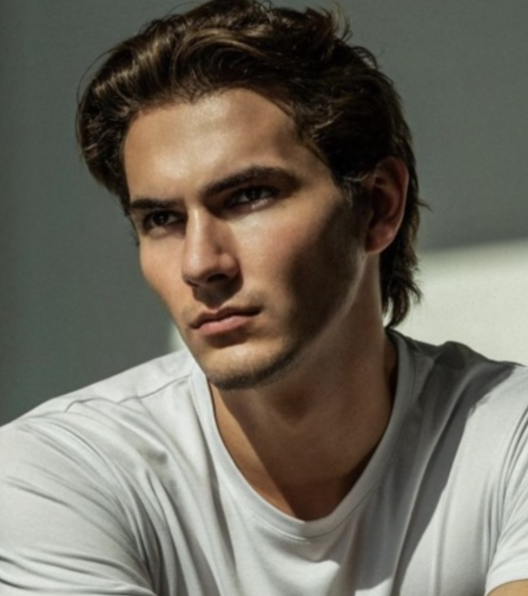 Book a Photoshoot, Demo Reel, Voice Session - Stars Talent Studio